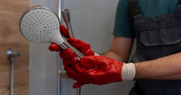 How to Remove Rust from a Shower Caddy